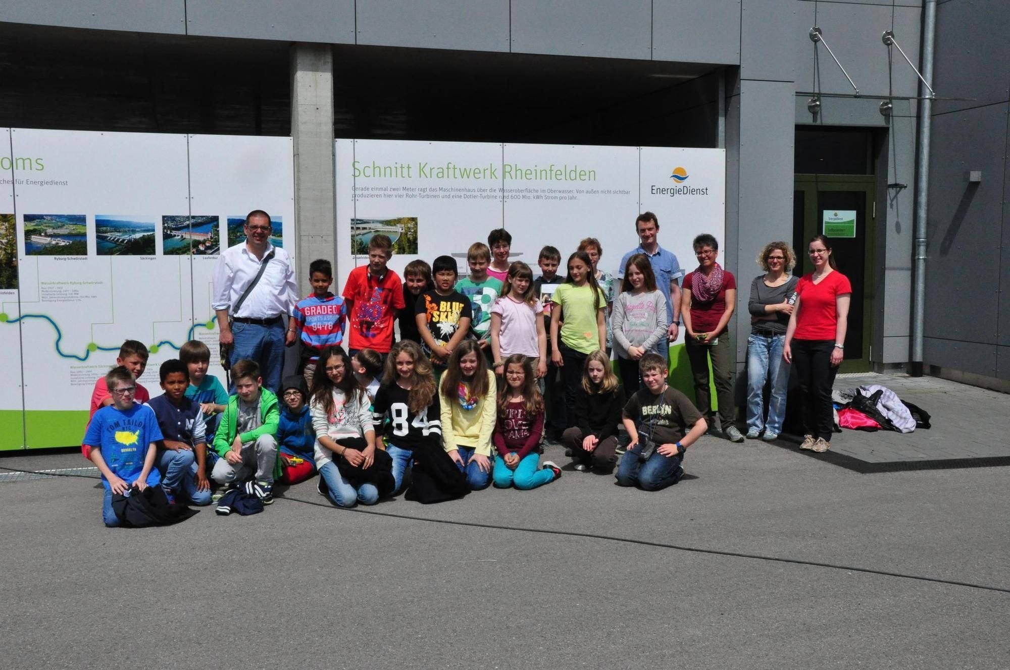 Schüler lernen Wasserkraftwerk kennen