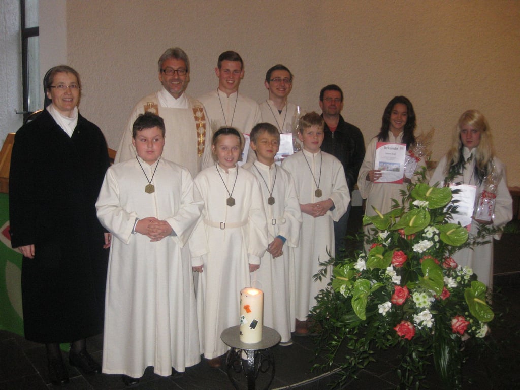 Sechs Ministranten werden verabschiedet