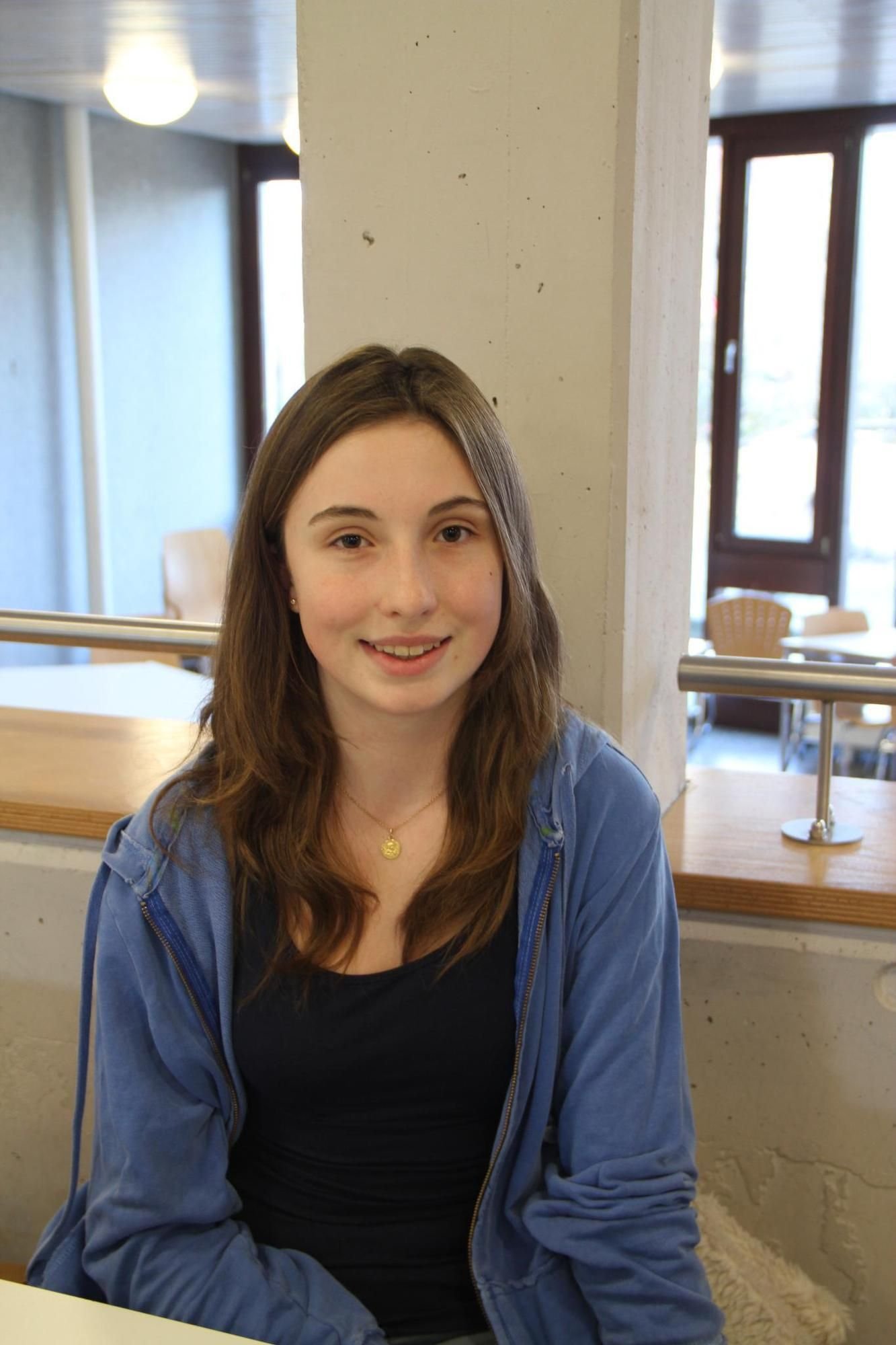 Magdalena Ruppel zerkleinert Antikörper