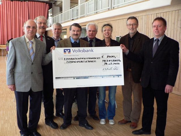 Sommertalschule erhält Spenden für die Schulspeisung