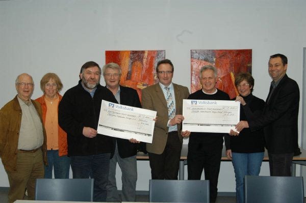 Ehinger Energie spendet dem Förderverein Tafelladen und Ehinger ...