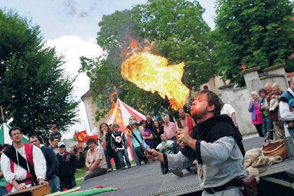 Habt acht: Die Ritter kommen wieder