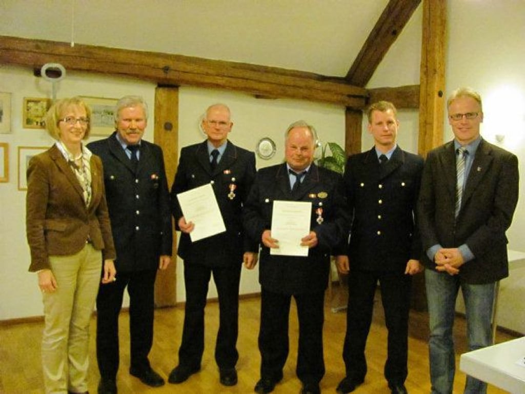 Aktiv: Wehr ehrt Theo und Josef Lebherz