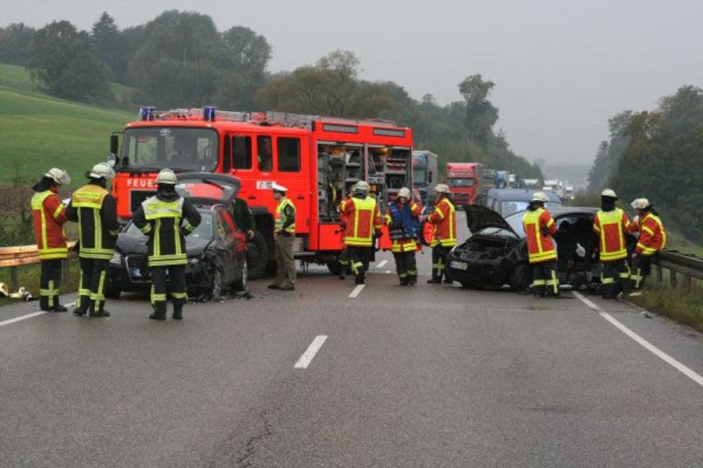 Unfall auf der Westumgehung: Zwei Menschen schwer verletzt