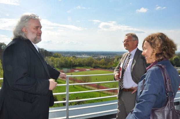 MdB Riebsamen besucht „Virenjäger“: Bund fördert Avira-Forschungsprojekt