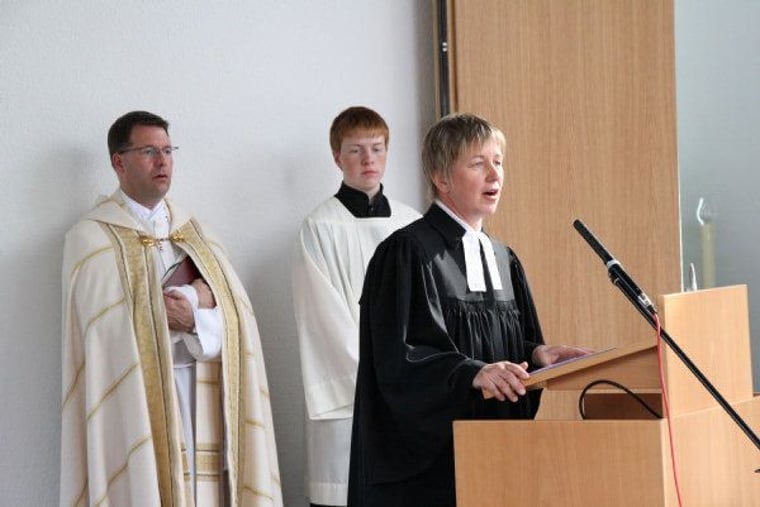 Pfarrer Nicola folgt Dekan Schatz nach