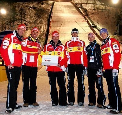 Ulmer Mediziner betreut die "Adler"