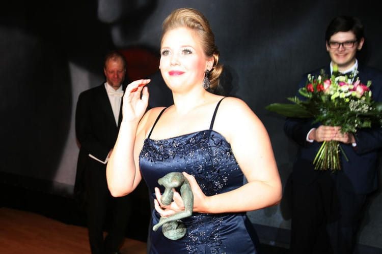 Sängerin Lena Kutzner bekommt Auszeichnung