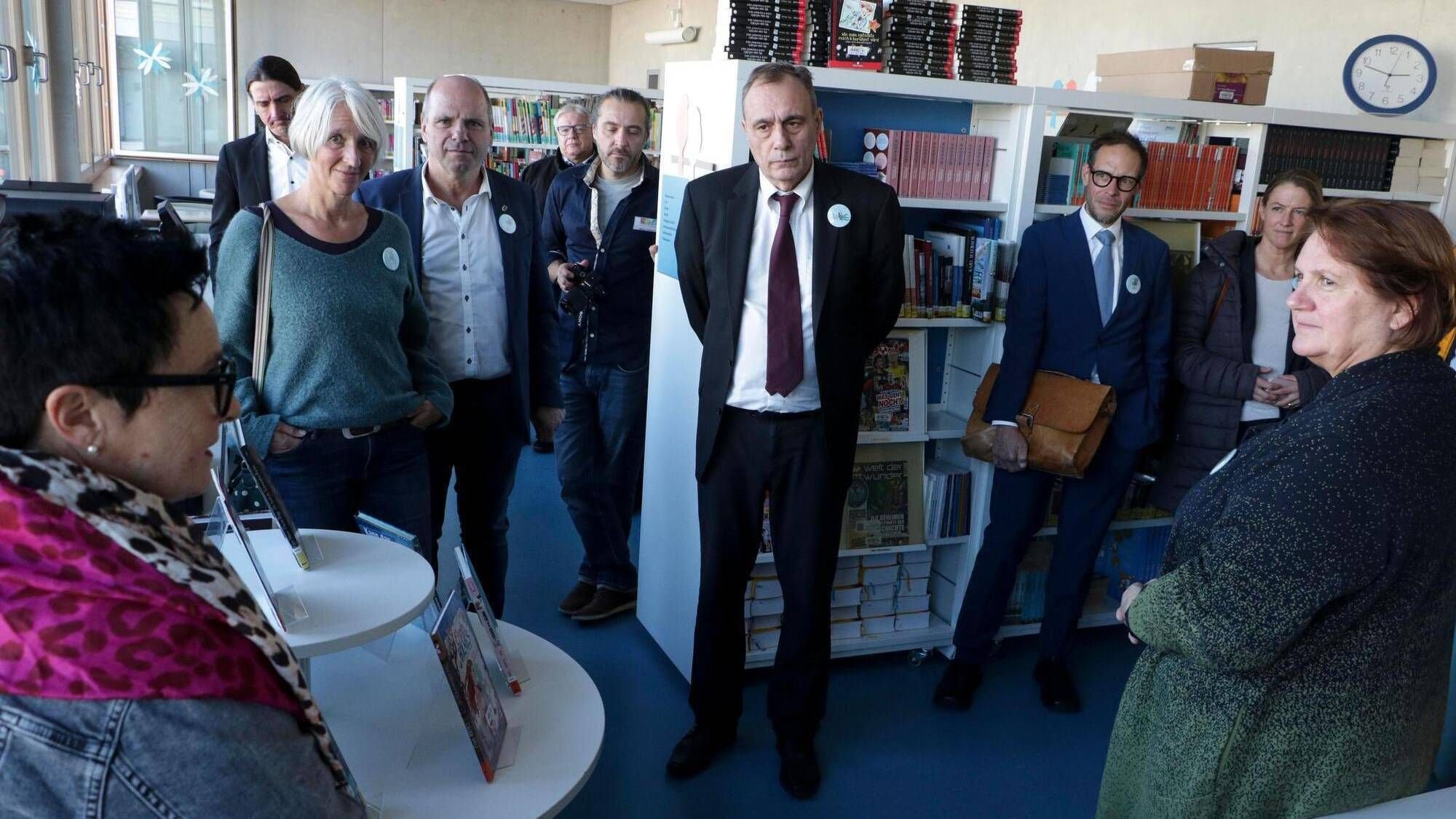 Hoher Besuch: Kultusministern lernt, wie an Graf-Soden-Schule gelernt wird