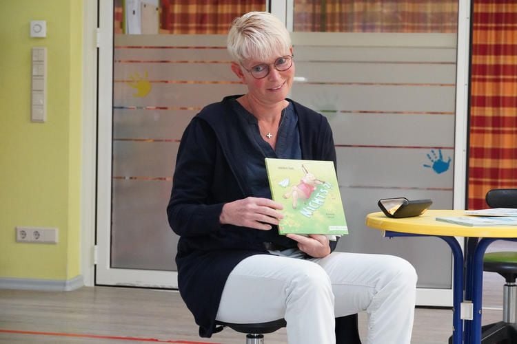 Kinderbuch-Autorin begeistert Kita-Kids in ihrer alten Heimat