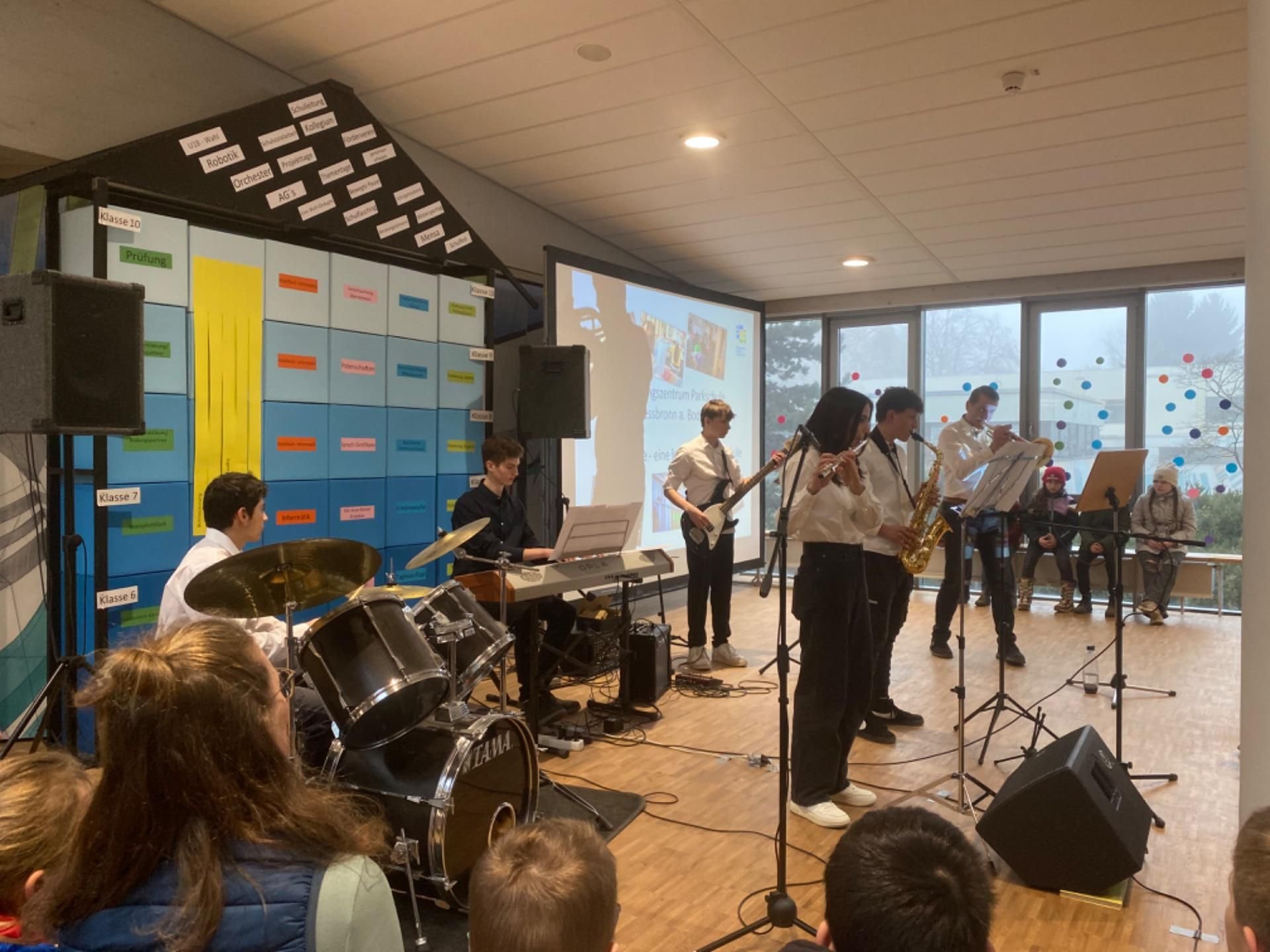 Die Realschule des BZP präsentiert sich bunt und vielfältig