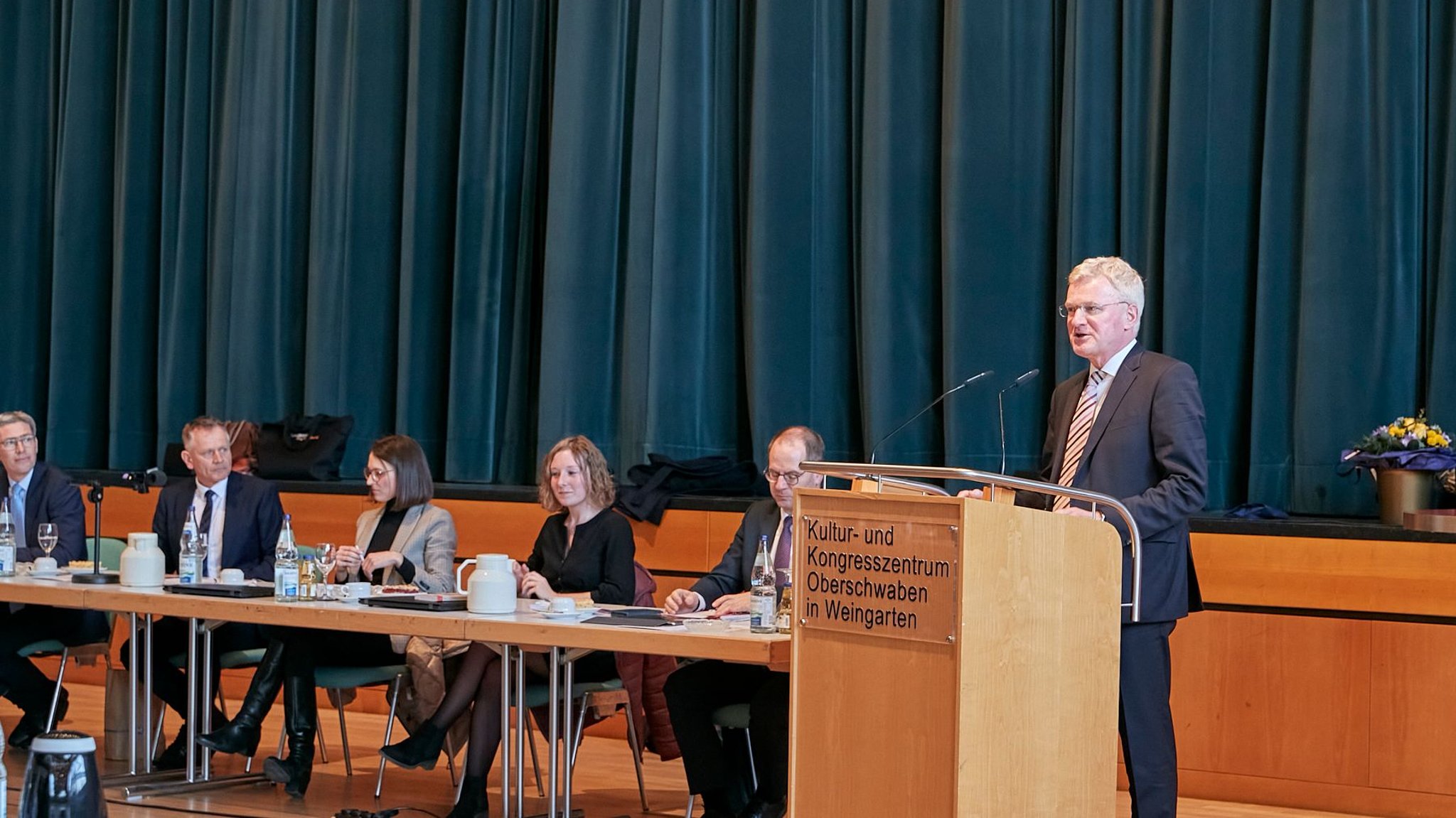 Landratswahl im Kreis Ravensburg; Heute wird ein neuer Landrat gewählt