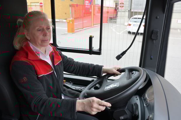 Wie der Quereinstieg als Busfahrerin gelingt