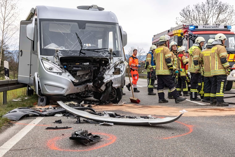 Lindau: Tödlicher Unfall auf der B31 bei Rickatshofen