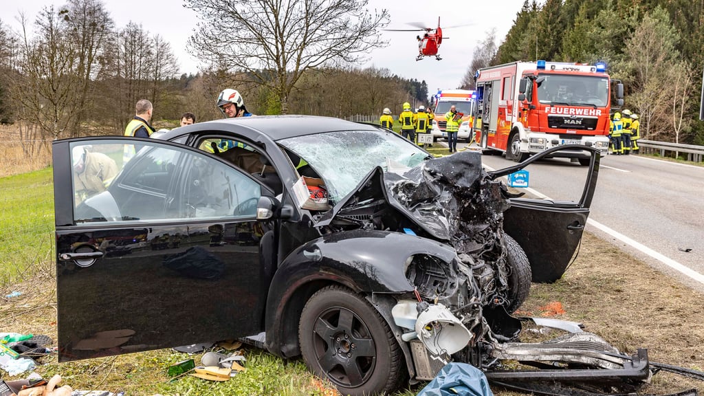 Lindau: Tödlicher Unfall auf der B31 bei Rickatshofen