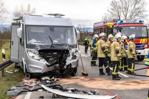 Lindau: Gutachter nach schwerem Unfall auf B31