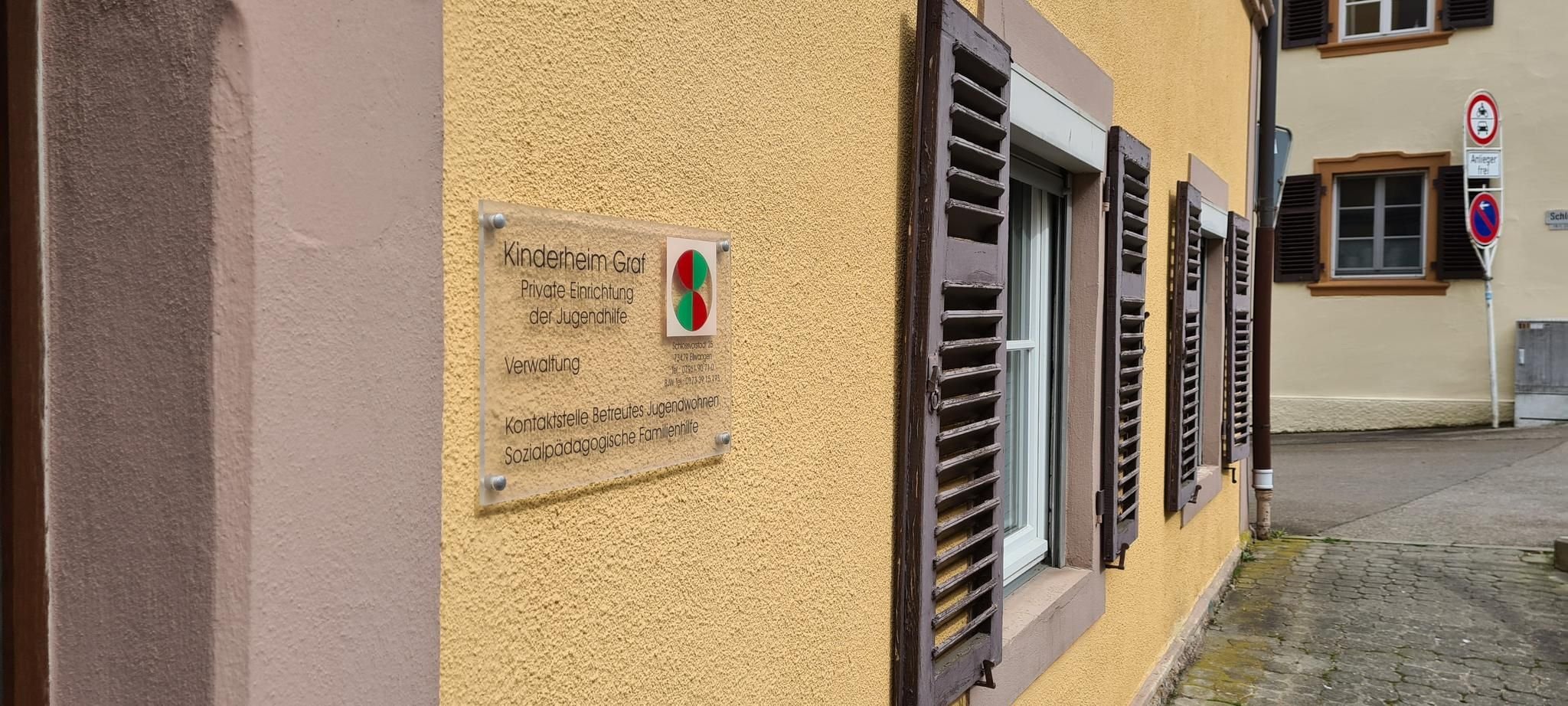 Warum zwei Männer Pädagogen eines Kinderheims der Misshandlung bezichtigen