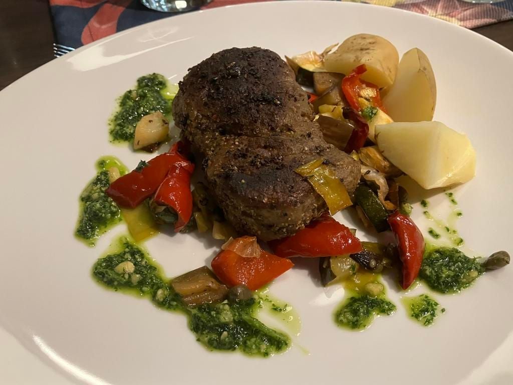 Das steht im Restaurant im Zeppelin–Restaurat auf der Speisekarte