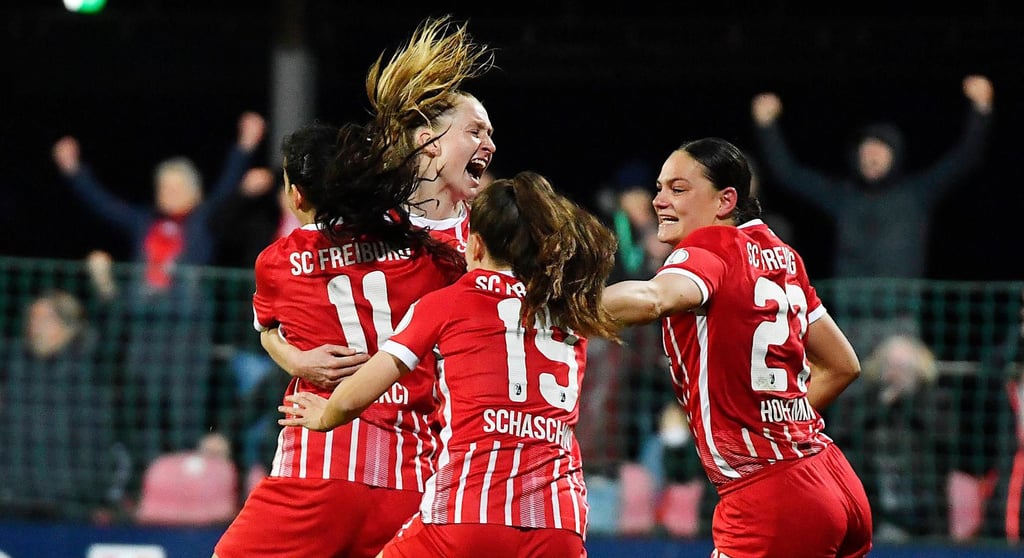 Janina Minge gelingt mit dem SC Freiburg der Sprung ins Pokalfinale