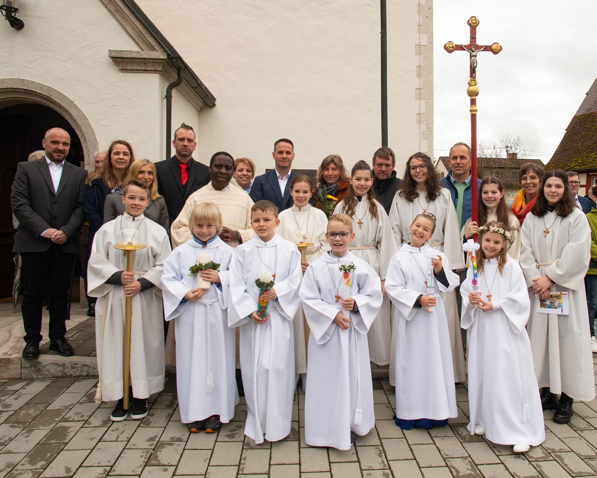 Fünf Kinder feierten in Zwiefaltendorf ihre Erstkommunion