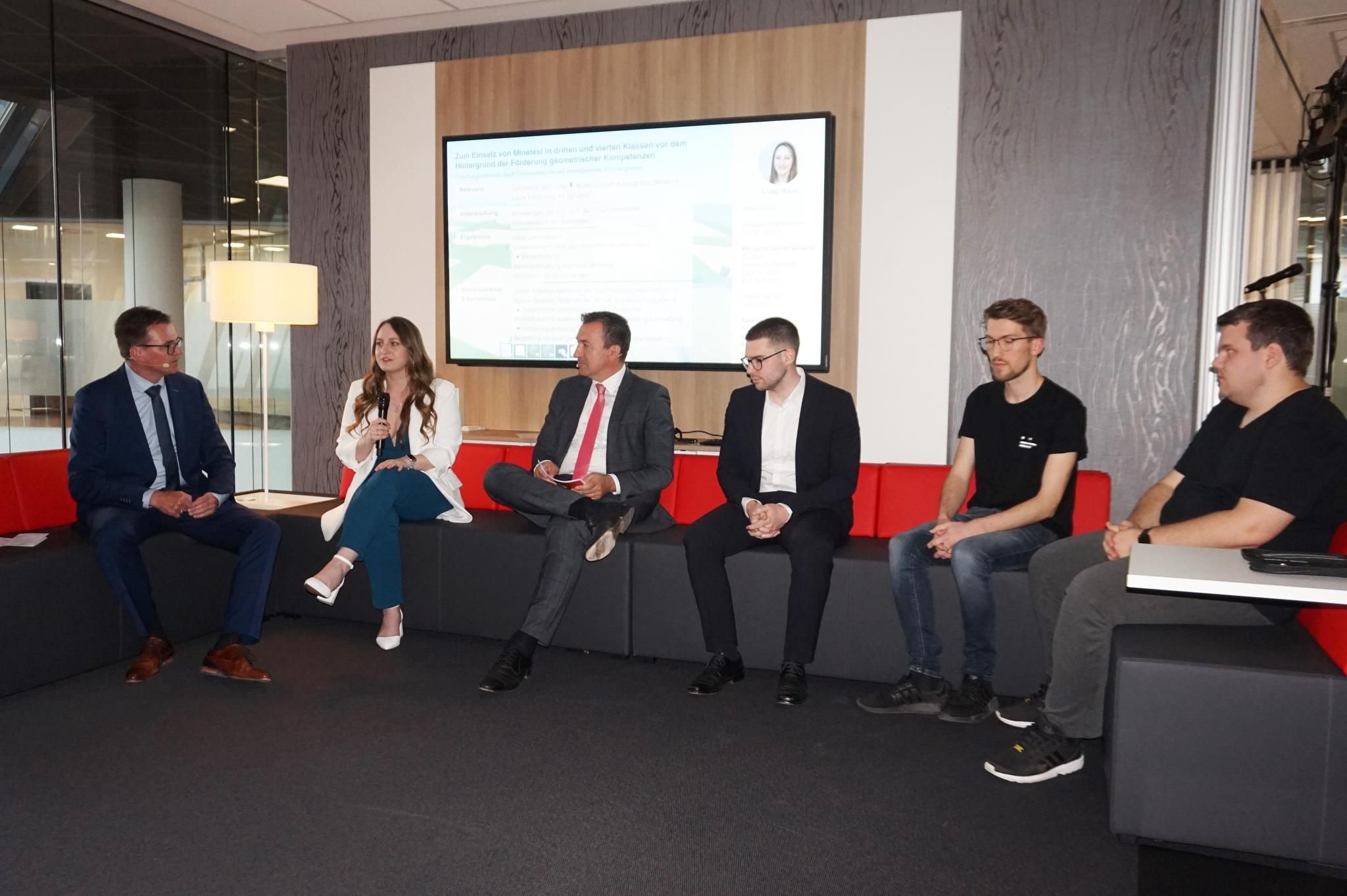 Hochschulpreis 2022 der Sparkassenstiftung Ostalb verliehen