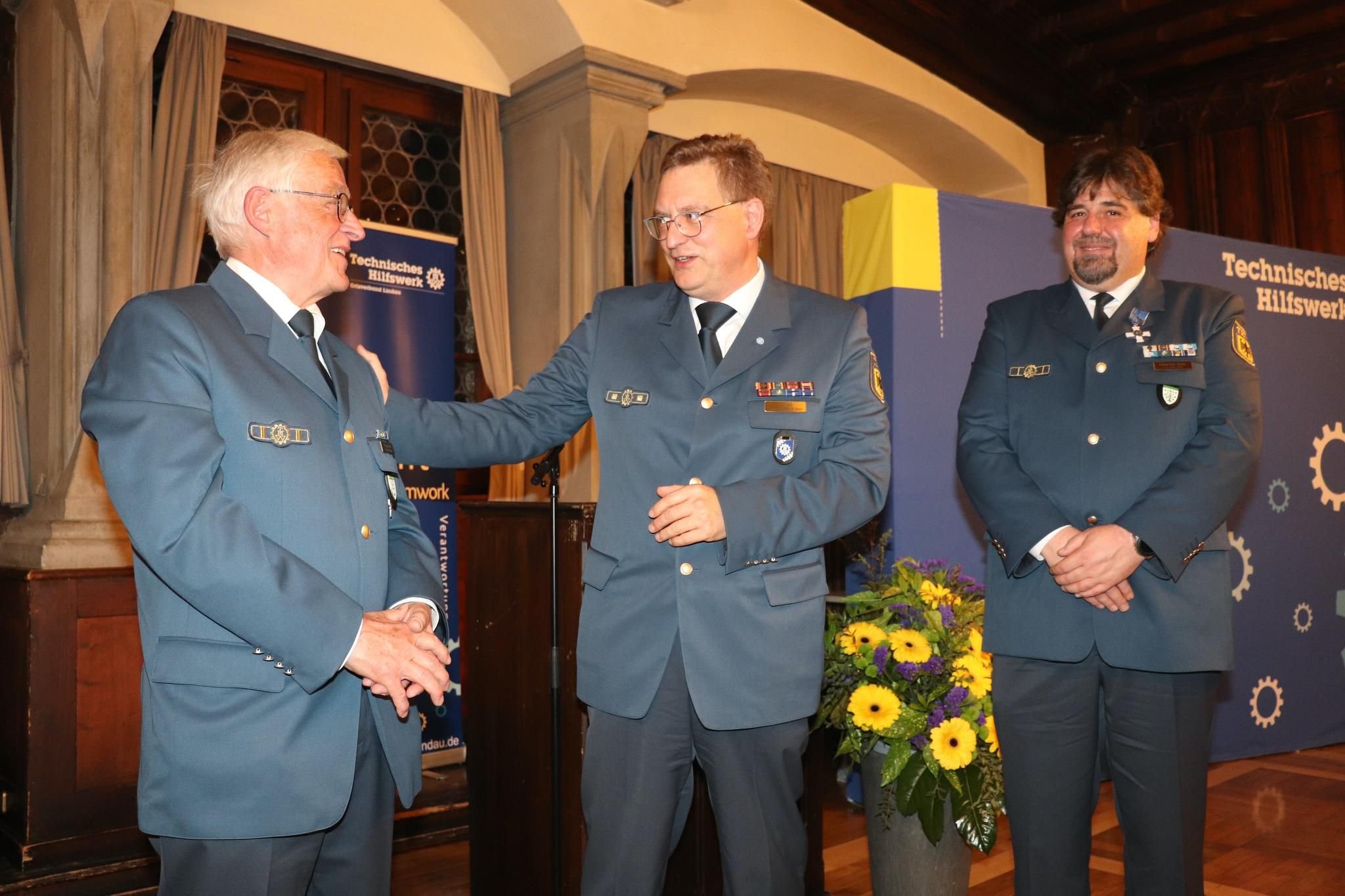 Lindau: THW Lindau verabschiedet Meinrad Gfall