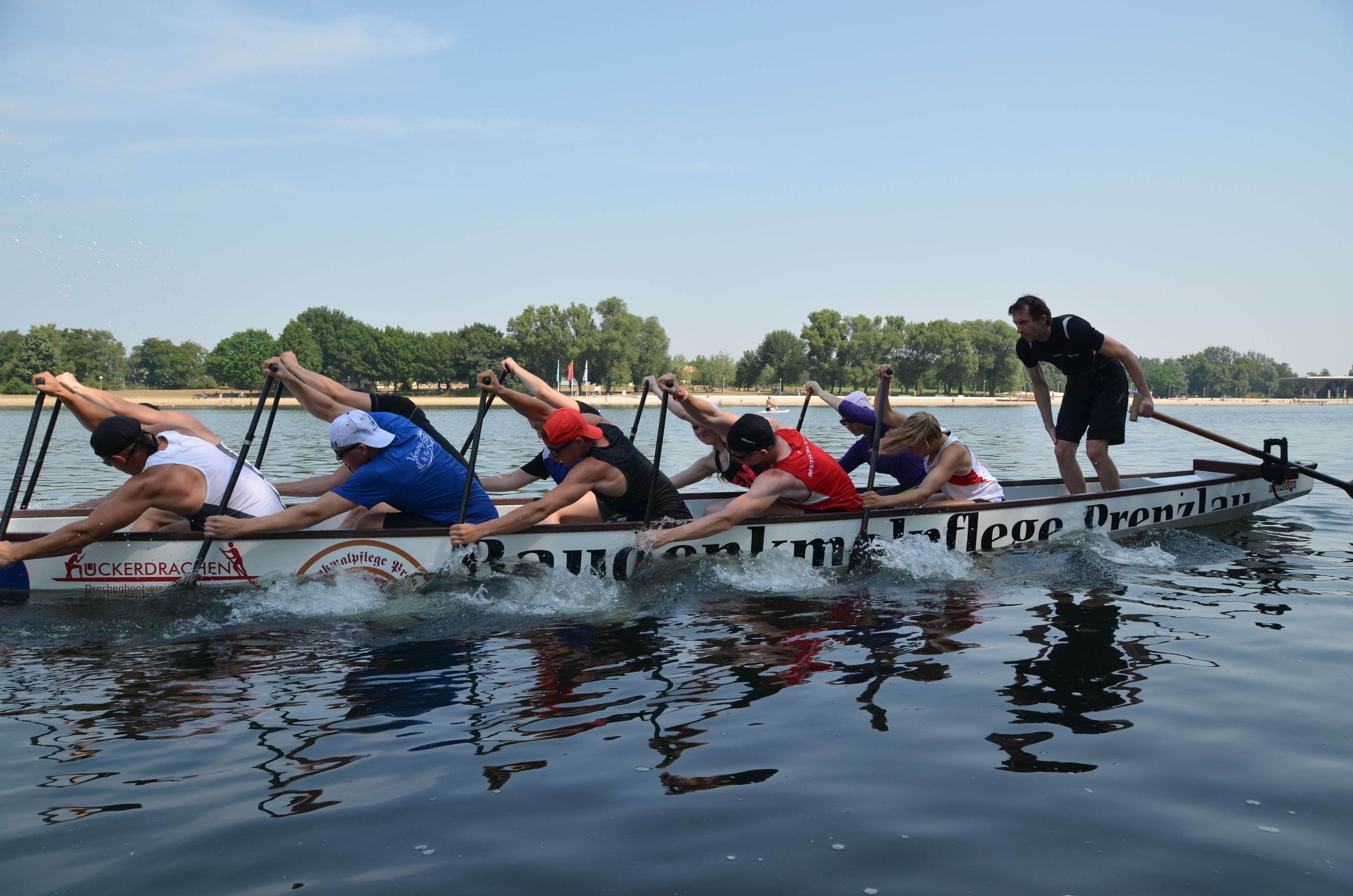Drachenboote starten am 13. Mai