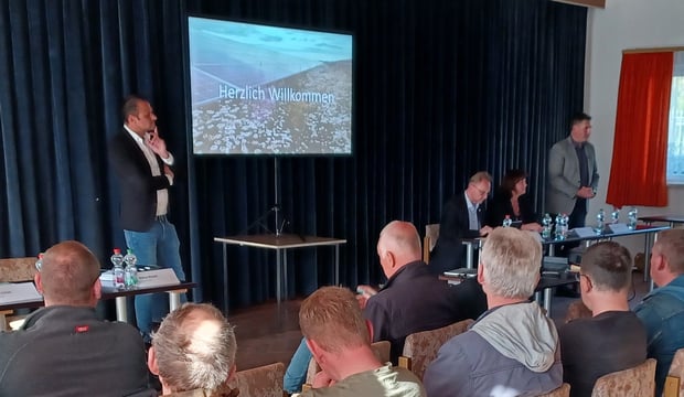 Stretenser bleiben trotz neuer Zugeständnisse bei ihrer Kritik