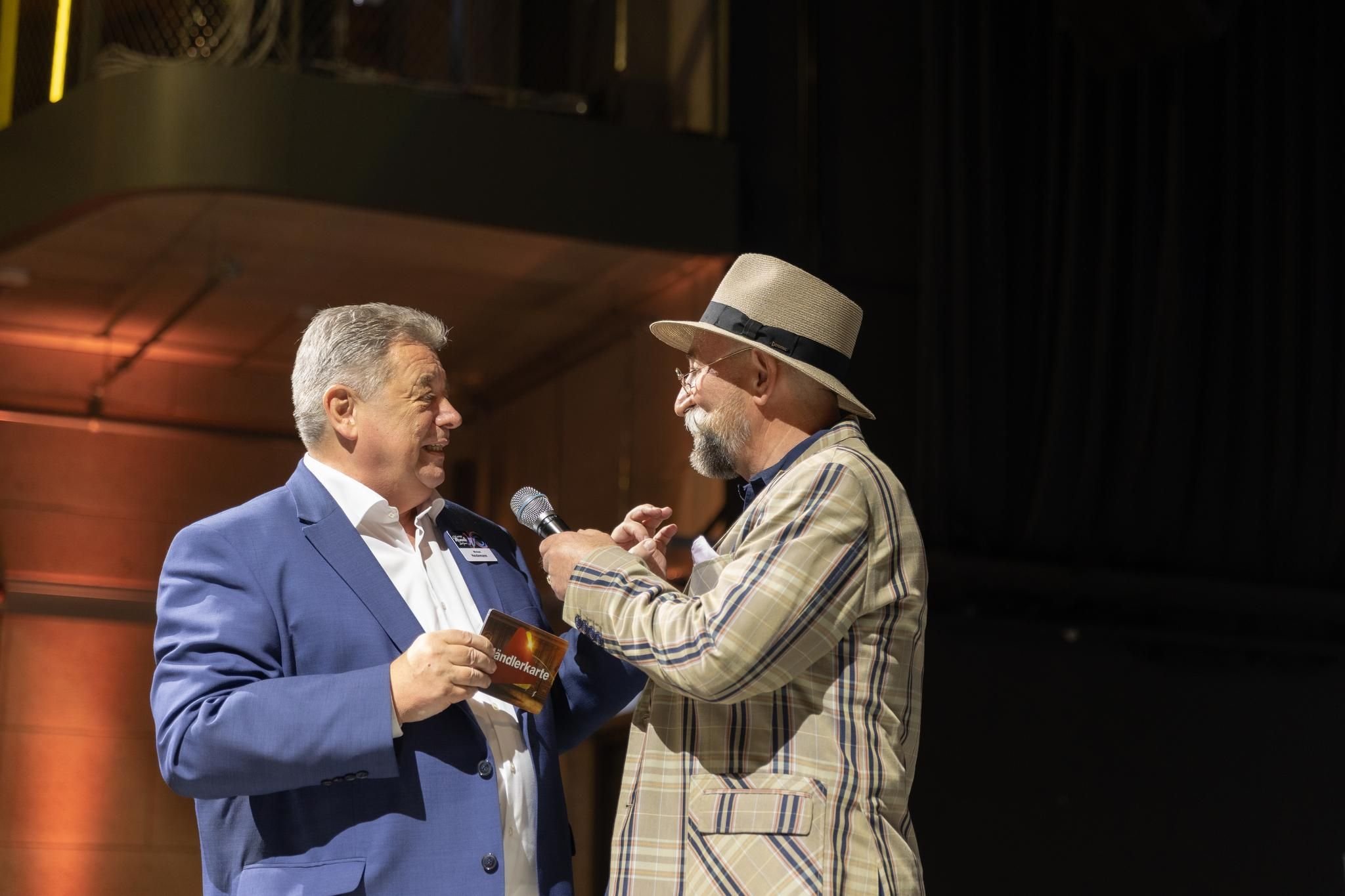 Friedrichshafen: Zeppelin schmeißt Abschiedsparty für Vize–Chef