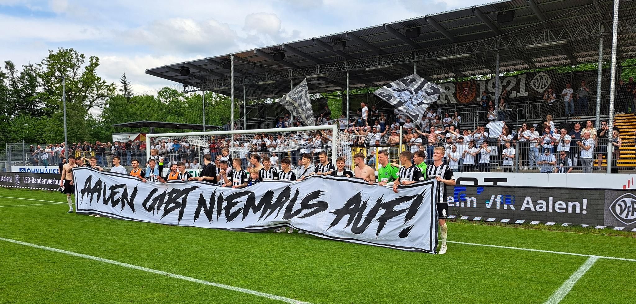 Aalen feiert den Klassenerhalt