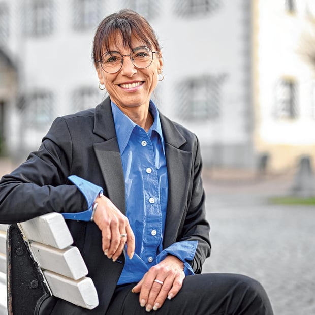 Tettnangs neue Bürgermeisterin Regine Rist legt Amtseid ab
