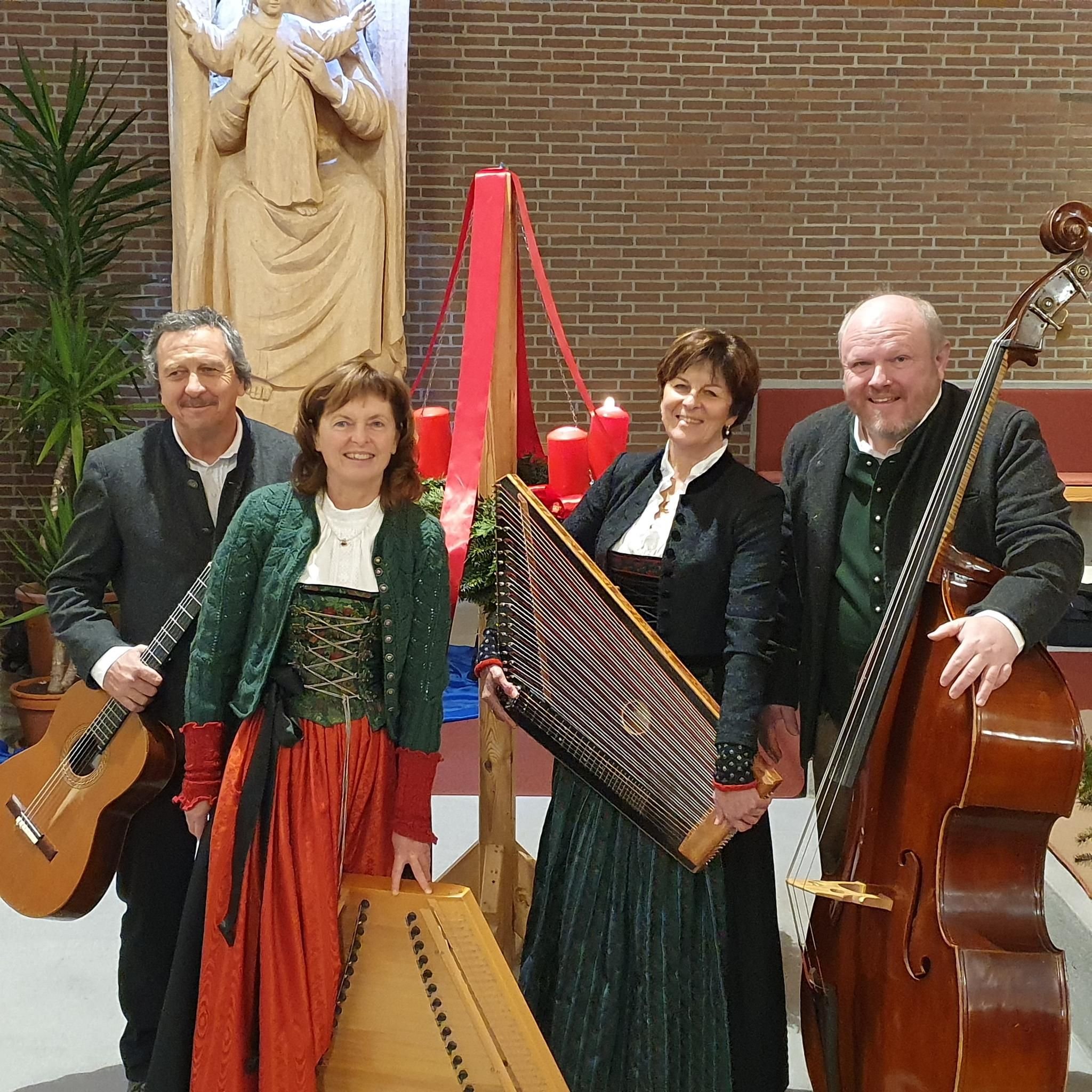 Seeger Saitenmusik spielt in der Galluskapelle