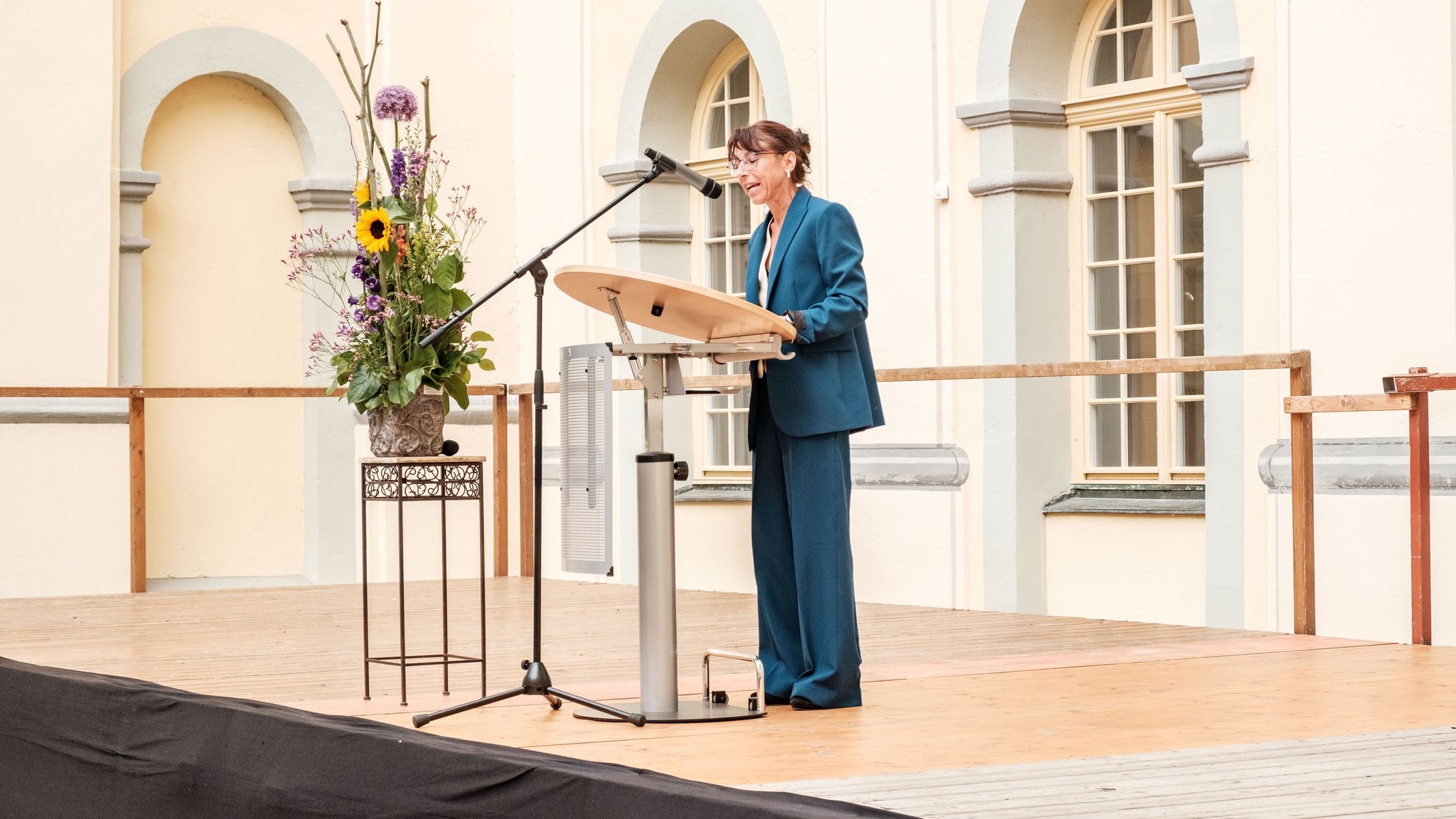 Tettnangs neue Bürgermeisterin Regine Rist legt Amtseid ab