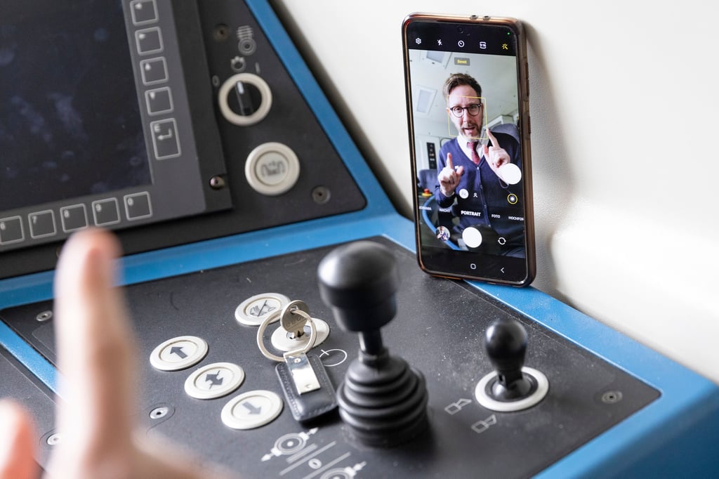 Peterle Sky begeistert auf Instagram mit „Eisenbahn–Kurswissen“