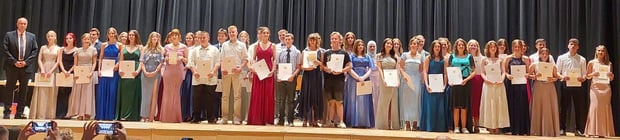 Realschule Trossingen verleiht Abschlusszeugnisse