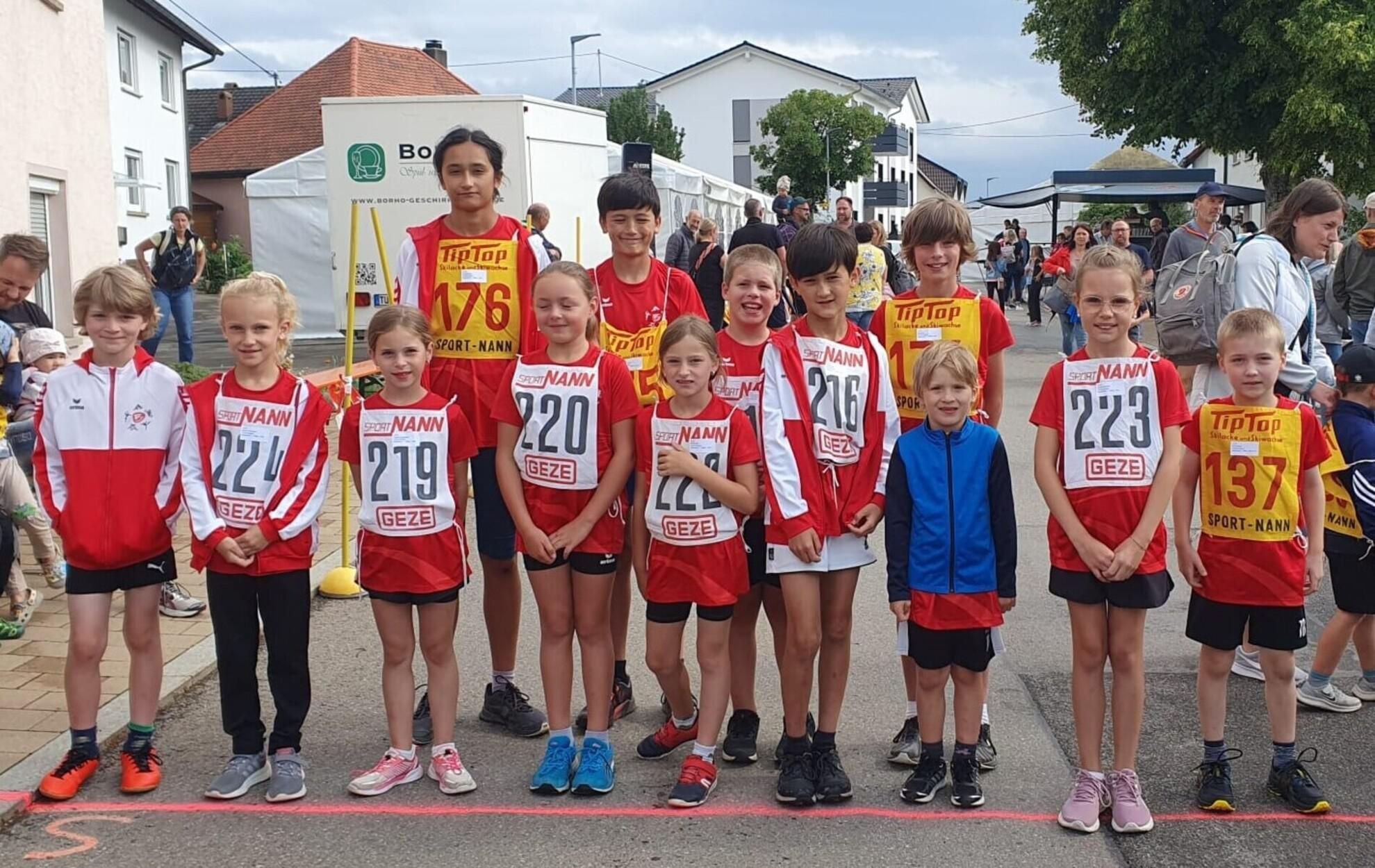 Drei Pokale und zehn Medaillen für Fridinger Leichtathleten