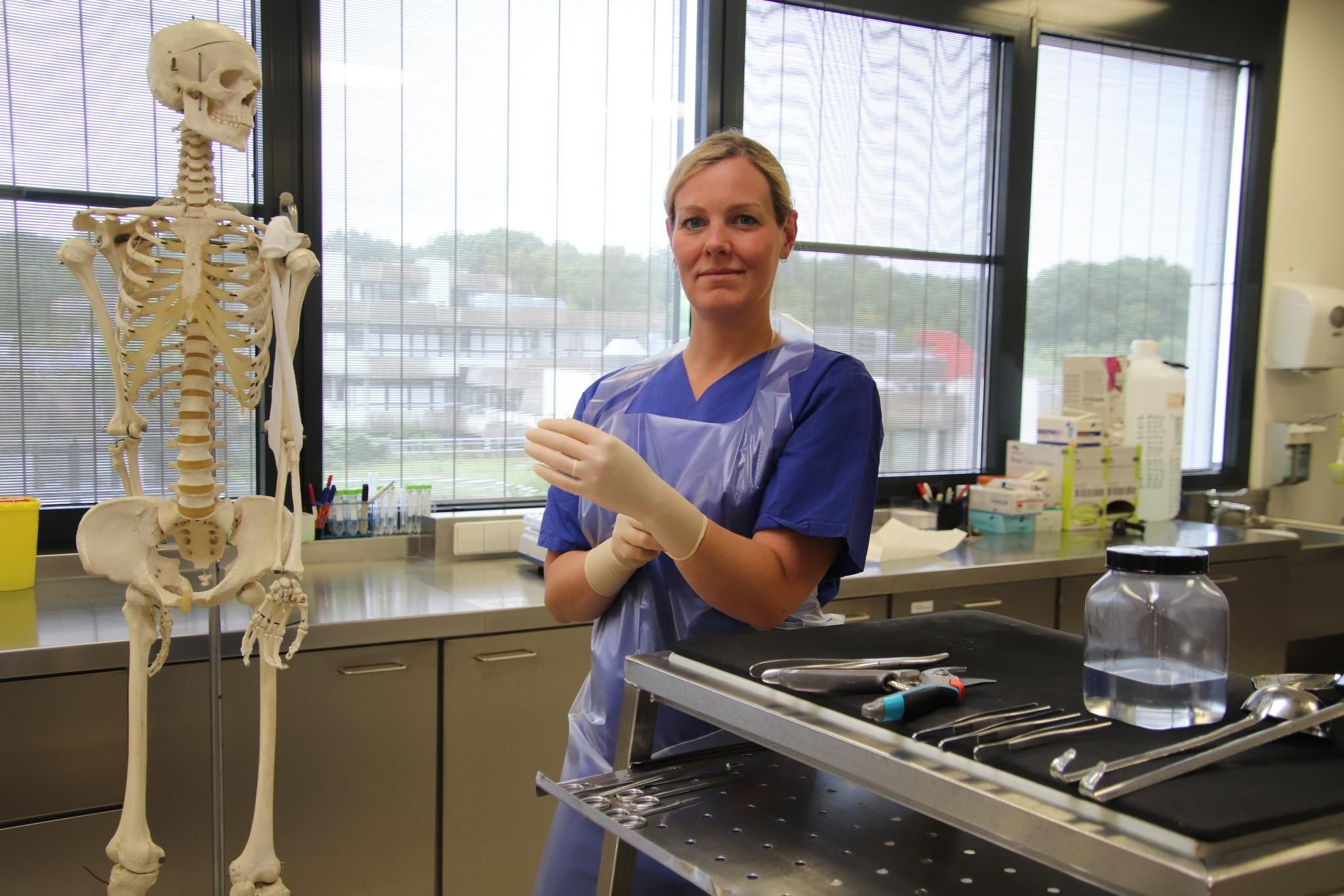 Ulmer Rechtsmedizinerin gibt Einblick in ihren Alltag