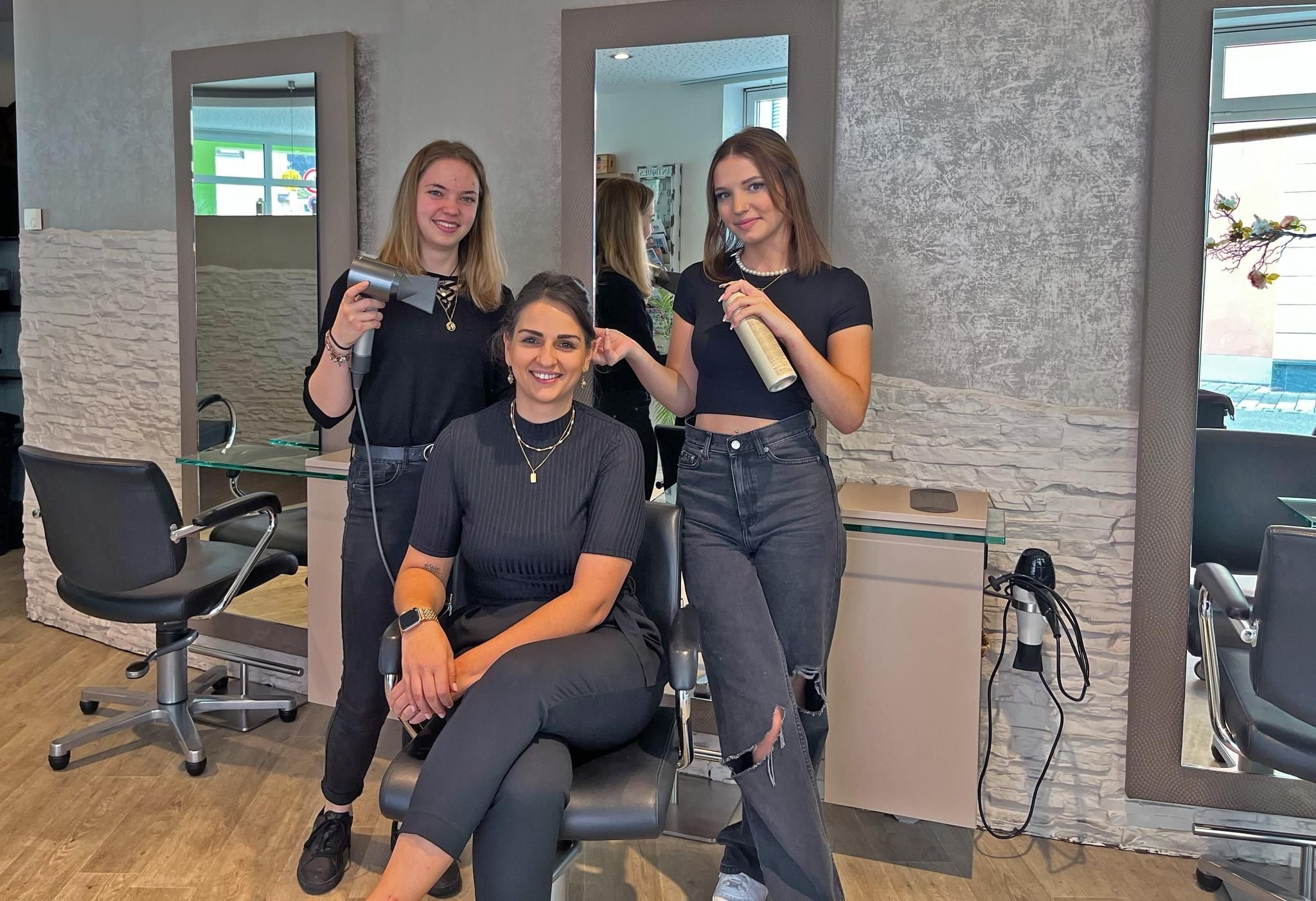 Junge Friseurinnen aus Isny erzählen von ihrem Job